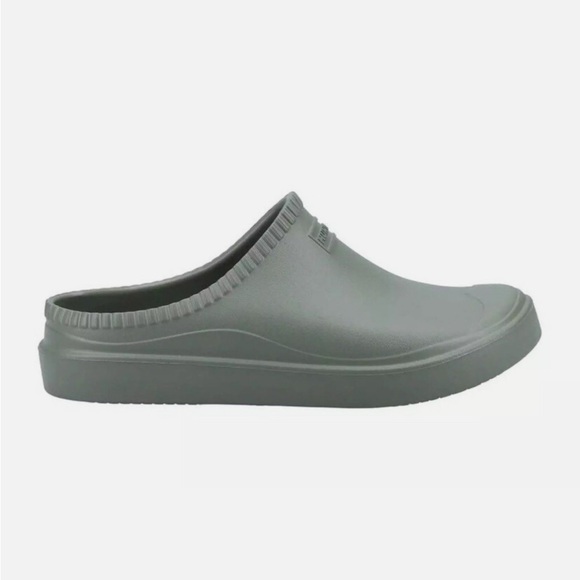 Hunter | Shoes | New Hunter Unisex Clog In Lichen Green Size Mens 2 ...